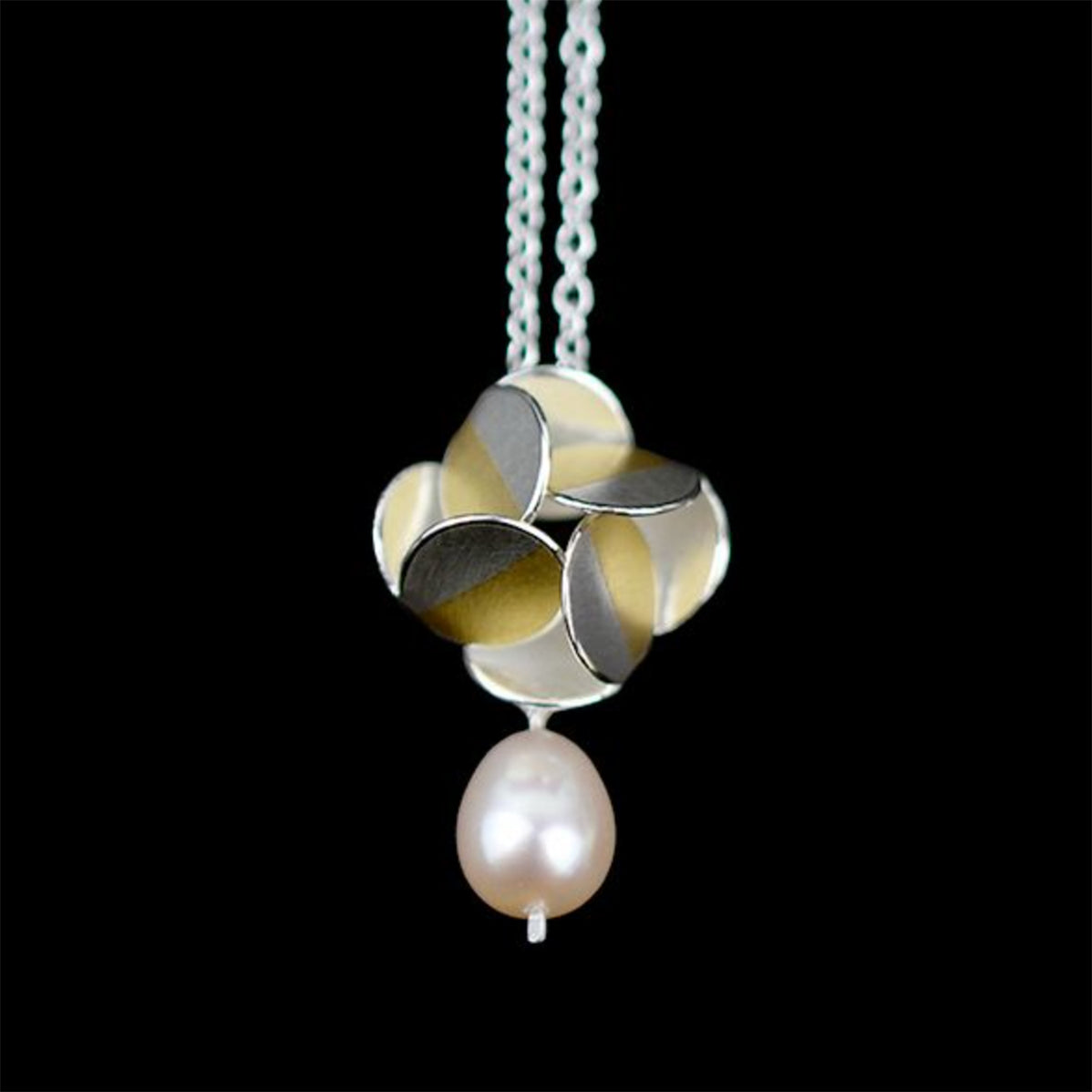 Windmill 4 Circles Pendant by Misun Won – Bluecoat Display Centre