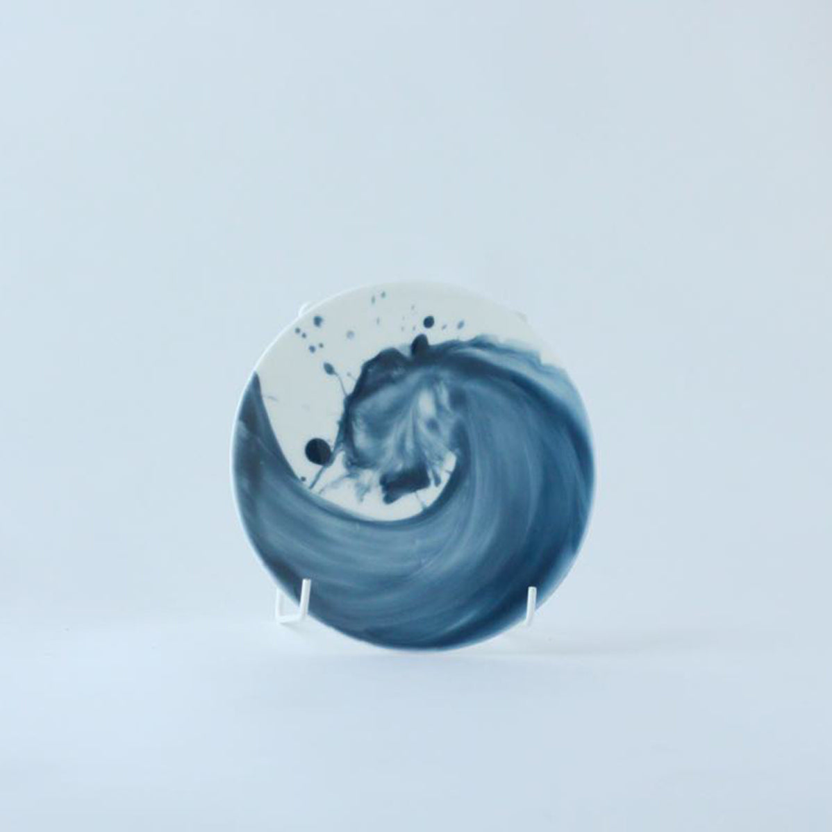 Wave Dinner Set by Reiko Kaneko – Bluecoat Display Centre